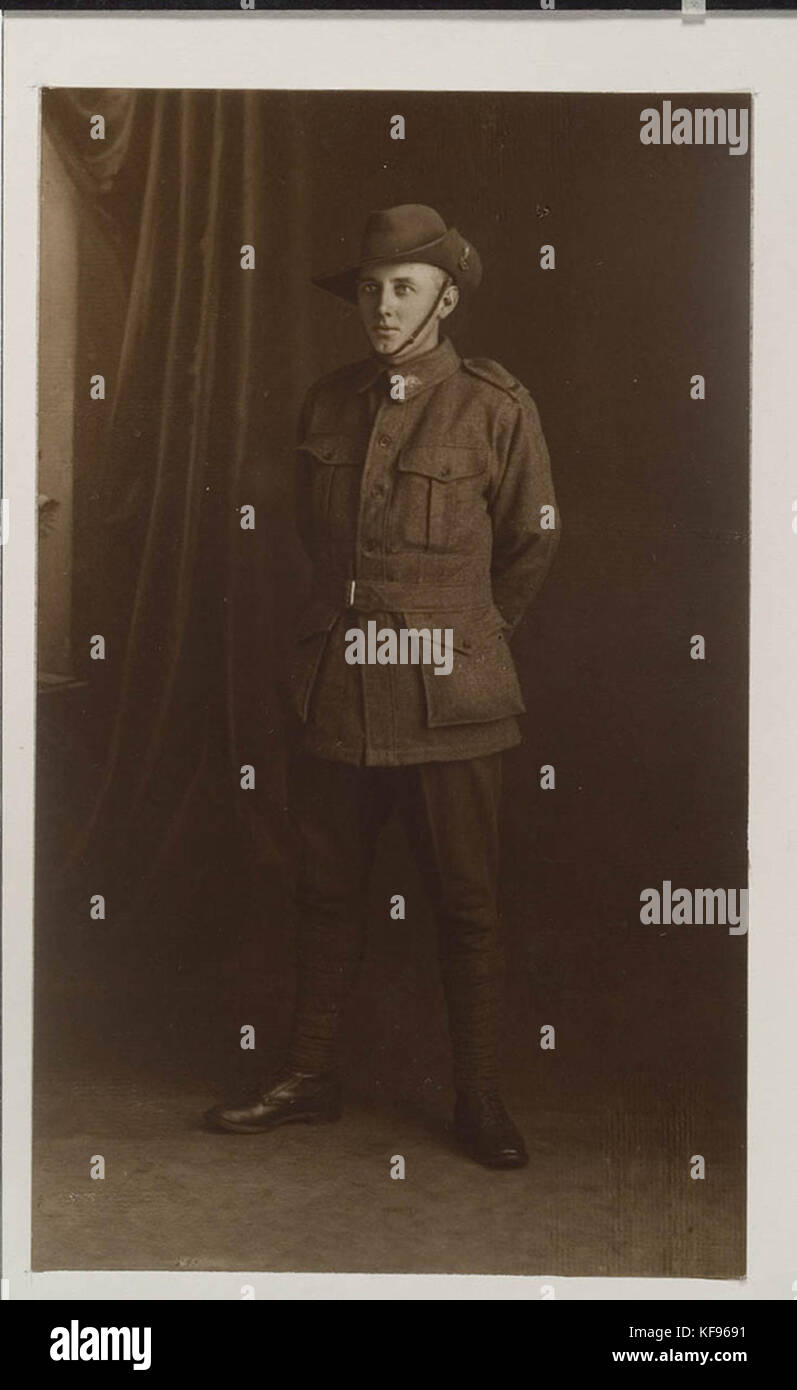 430940 NSW servicemen portraits 191819 William Alfred Cayzer Stock ...