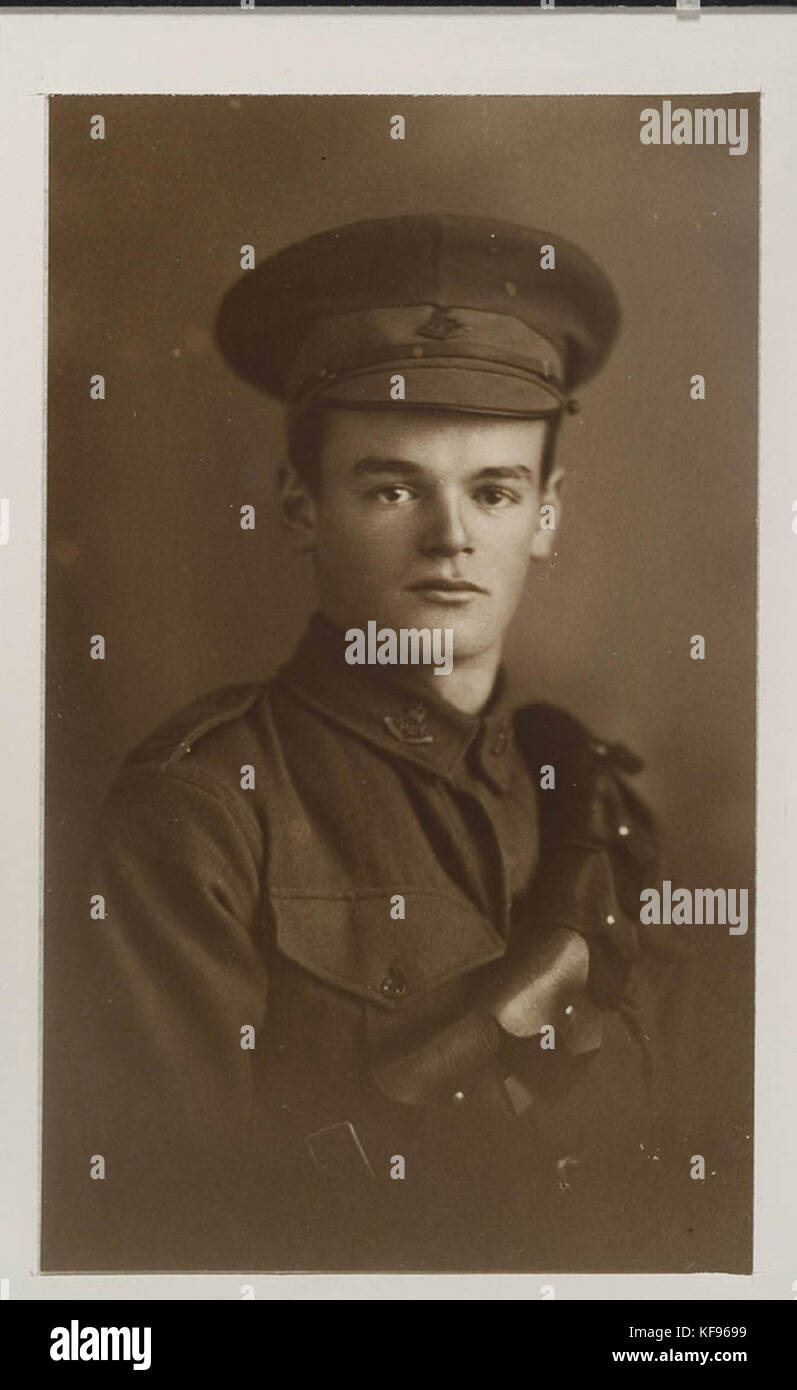 430846 NSW servicemen portraits 191819 Adalbert Gurwood Broue Stock ...