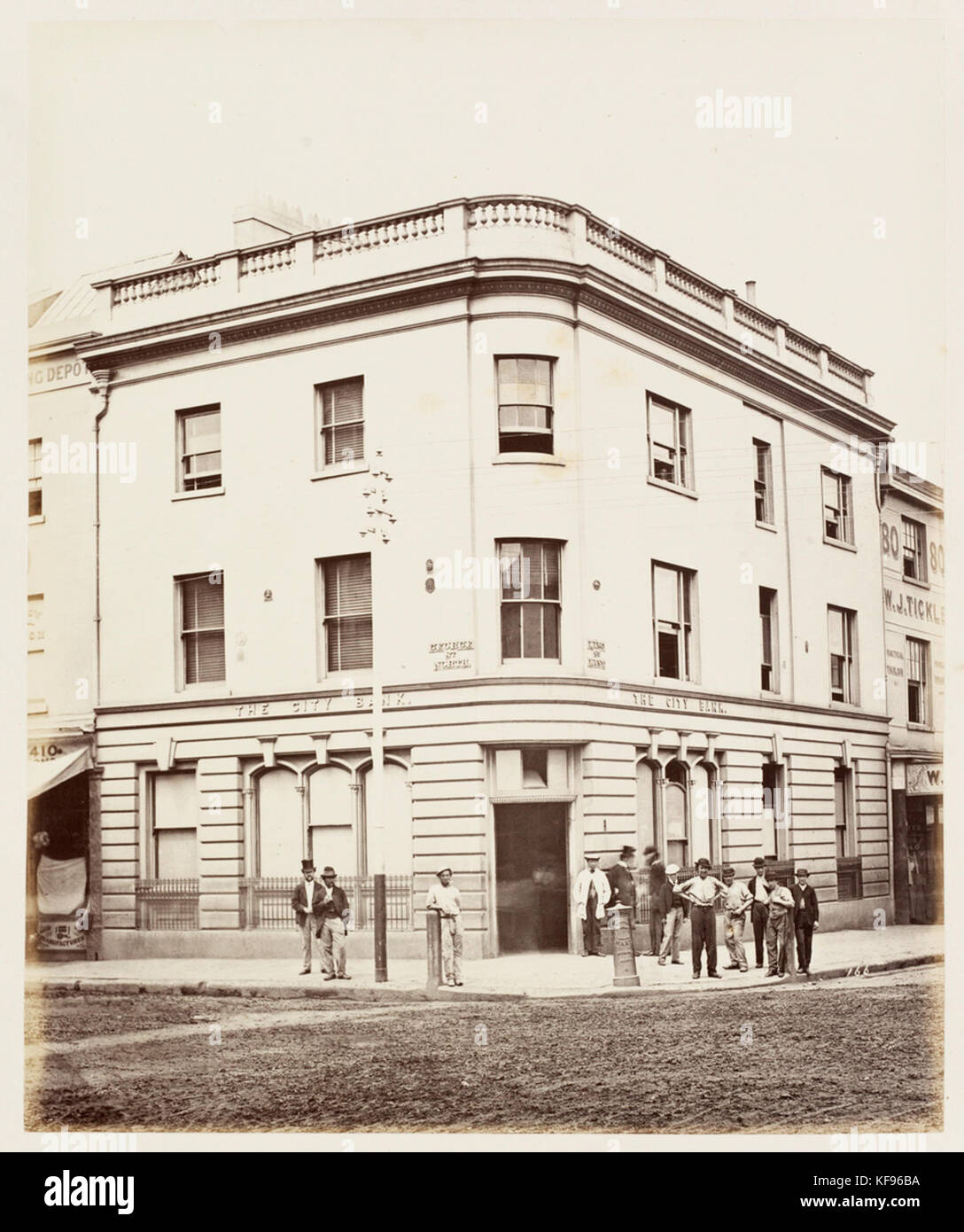 American bank 1920s hi-res stock photography and images - Alamy