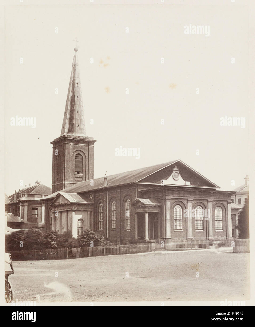 English st james church hi-res stock photography and images - Alamy