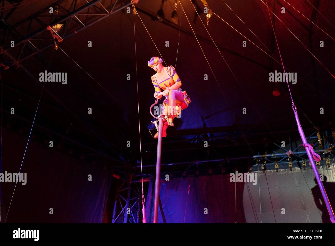 circus swaying pole act Stock Photo - Alamy
