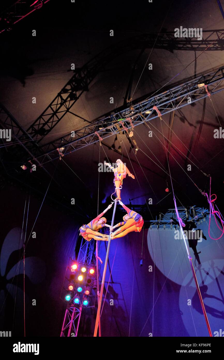 circus swaying pole act Stock Photo - Alamy