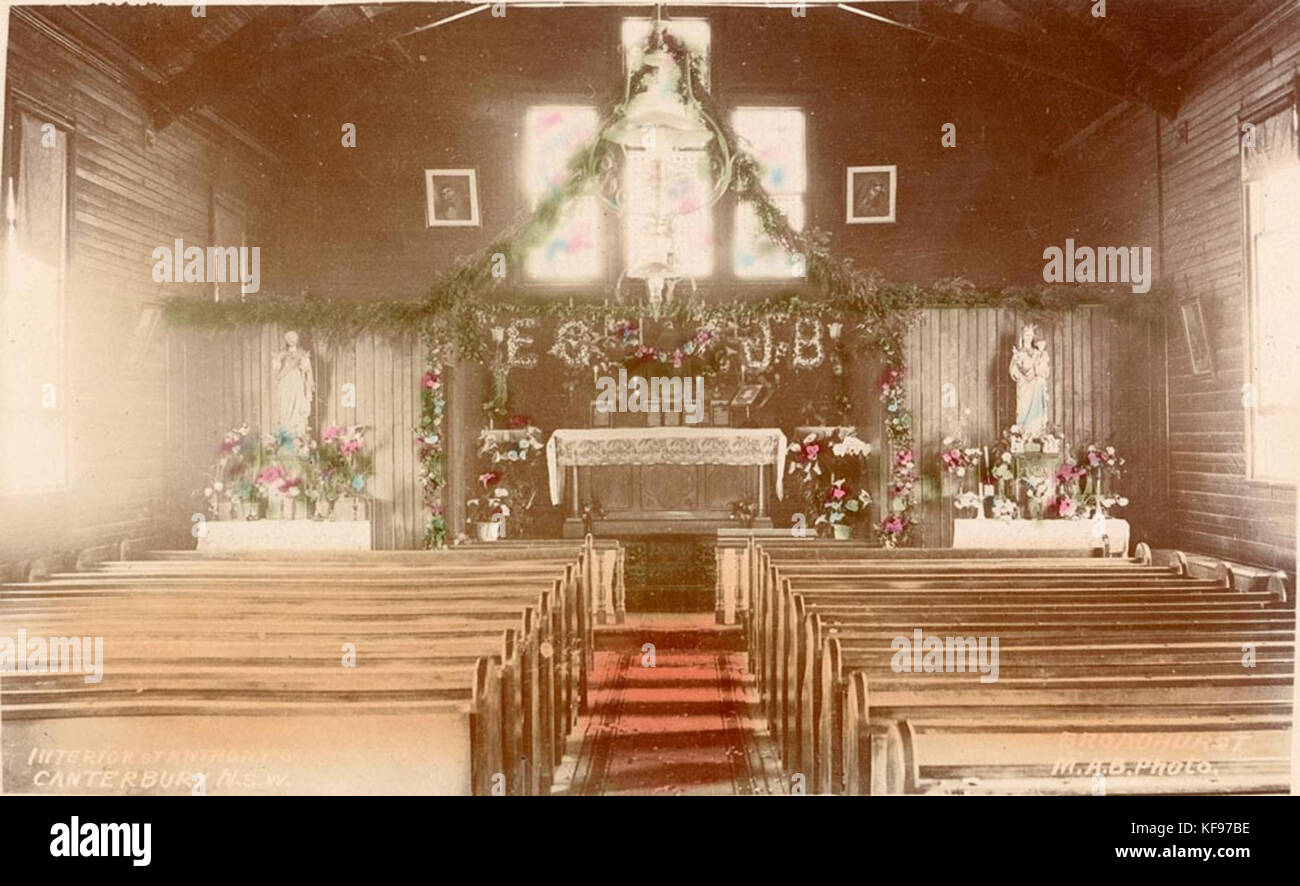 796186 Interior St Anthonys Church Stock Photo - Alamy