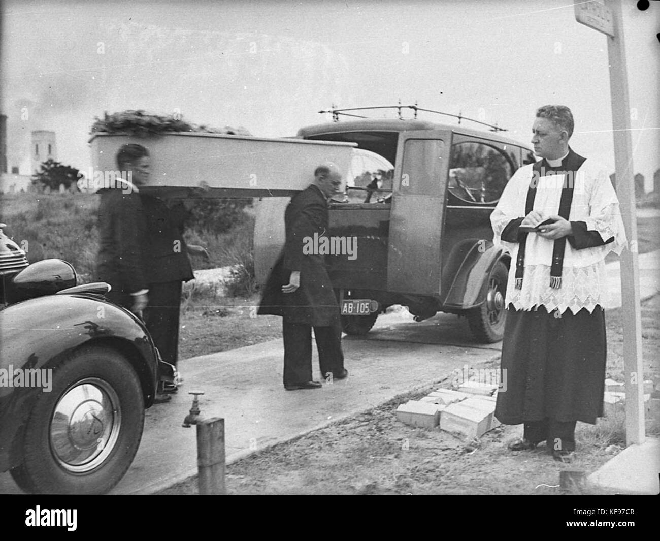 Dutch mourning tradition hi-res stock photography and images - Alamy