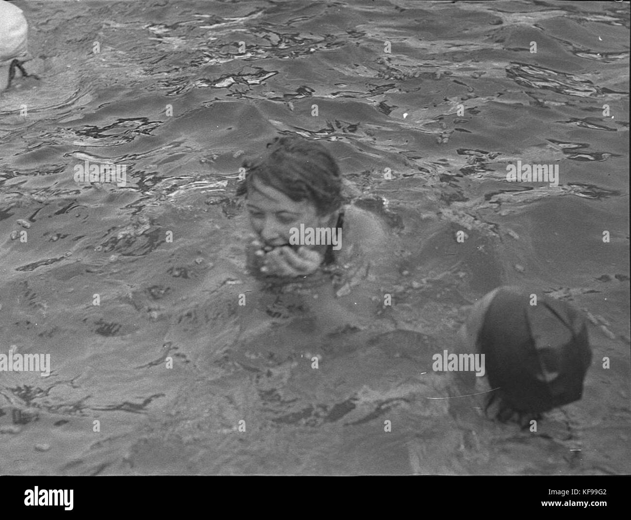 29599 WAAAF swimming at North Sydney Stock Photo - Alamy