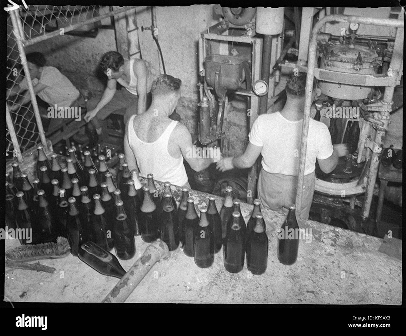 Beer brewery uk history hi-res stock photography and images - Alamy