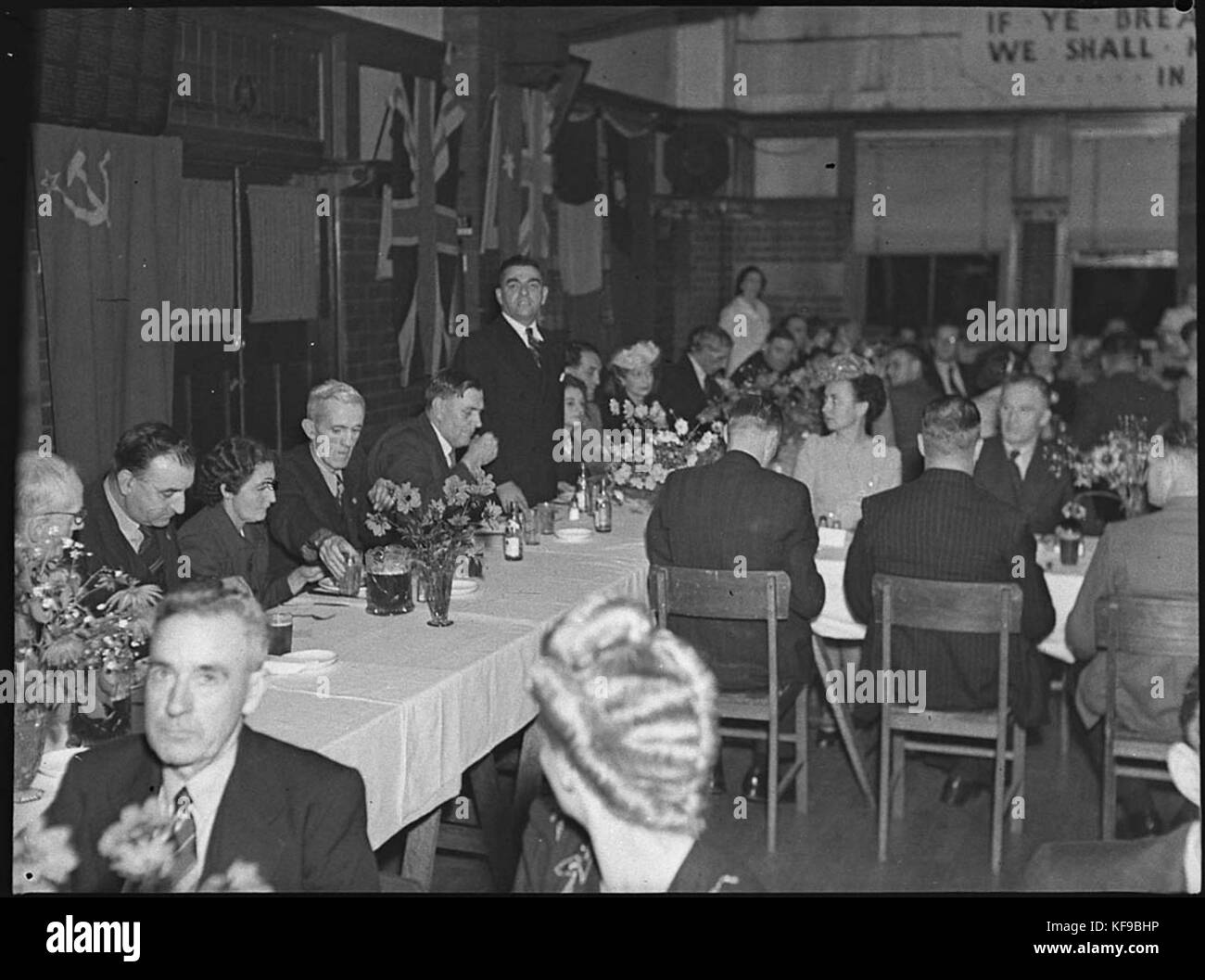 Members gathering hi-res stock photography and images - Alamy