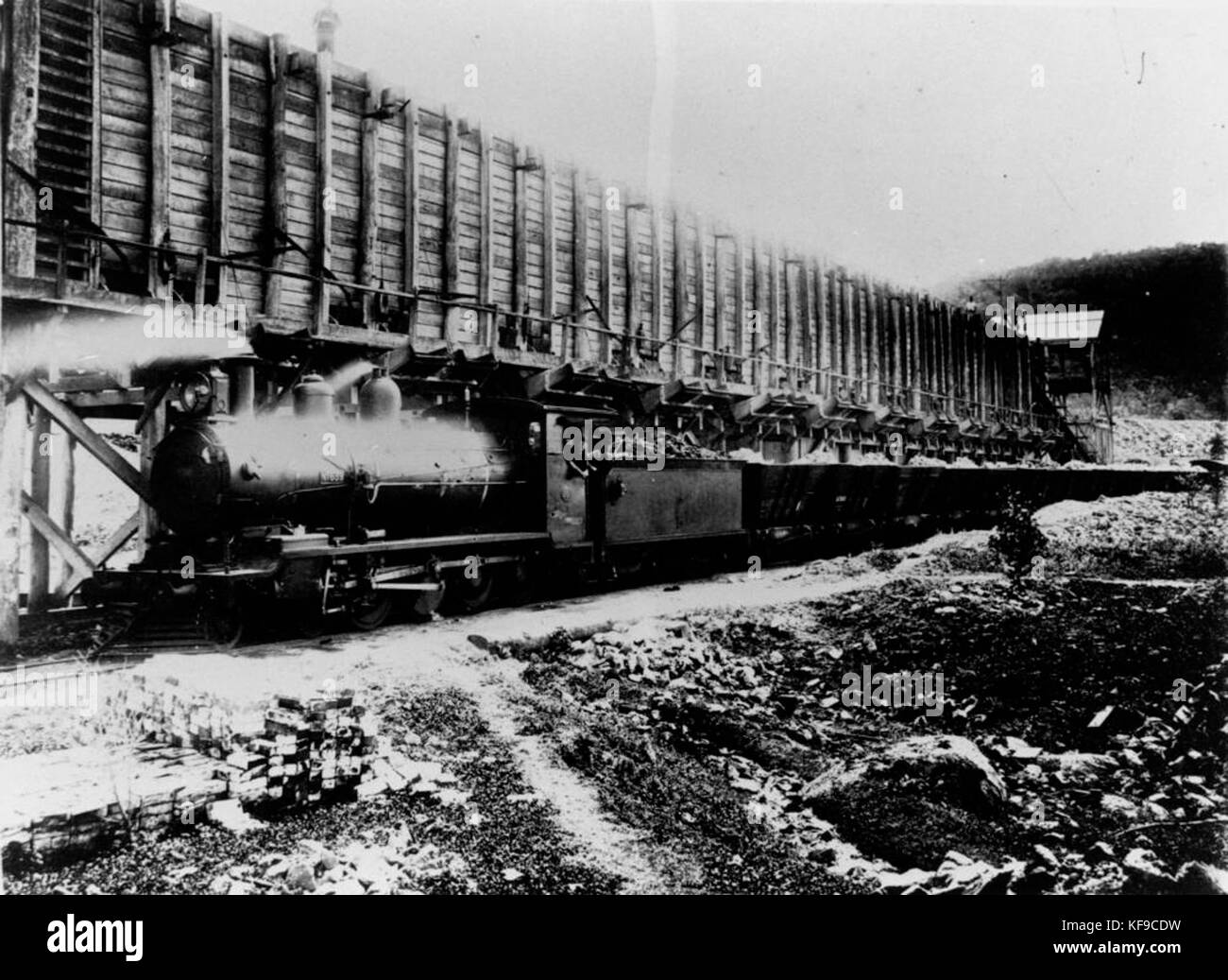 Quarry loading Black and White Stock Photos & Images - Alamy