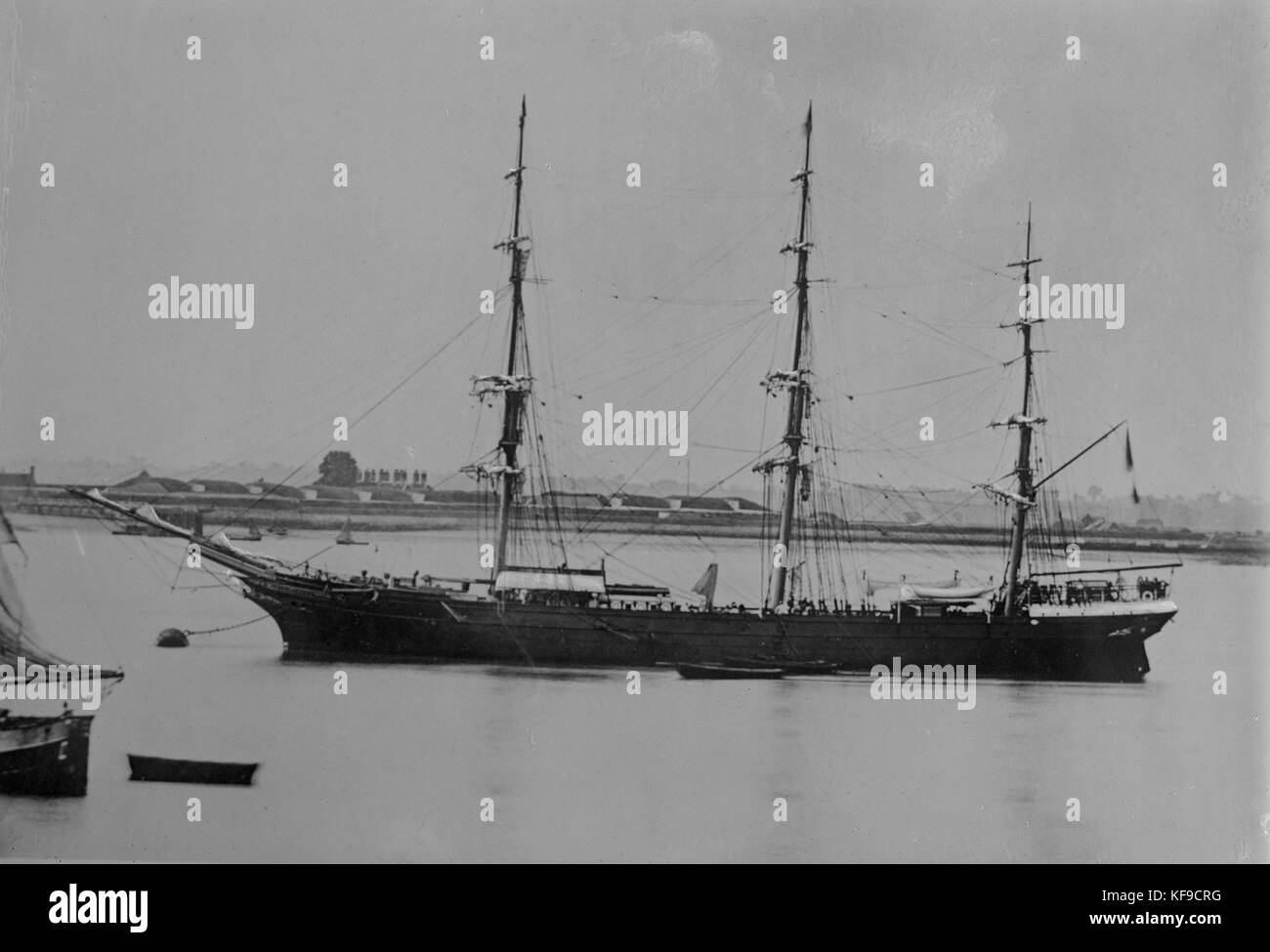 Ship 2412 hi-res stock photography and images - Alamy