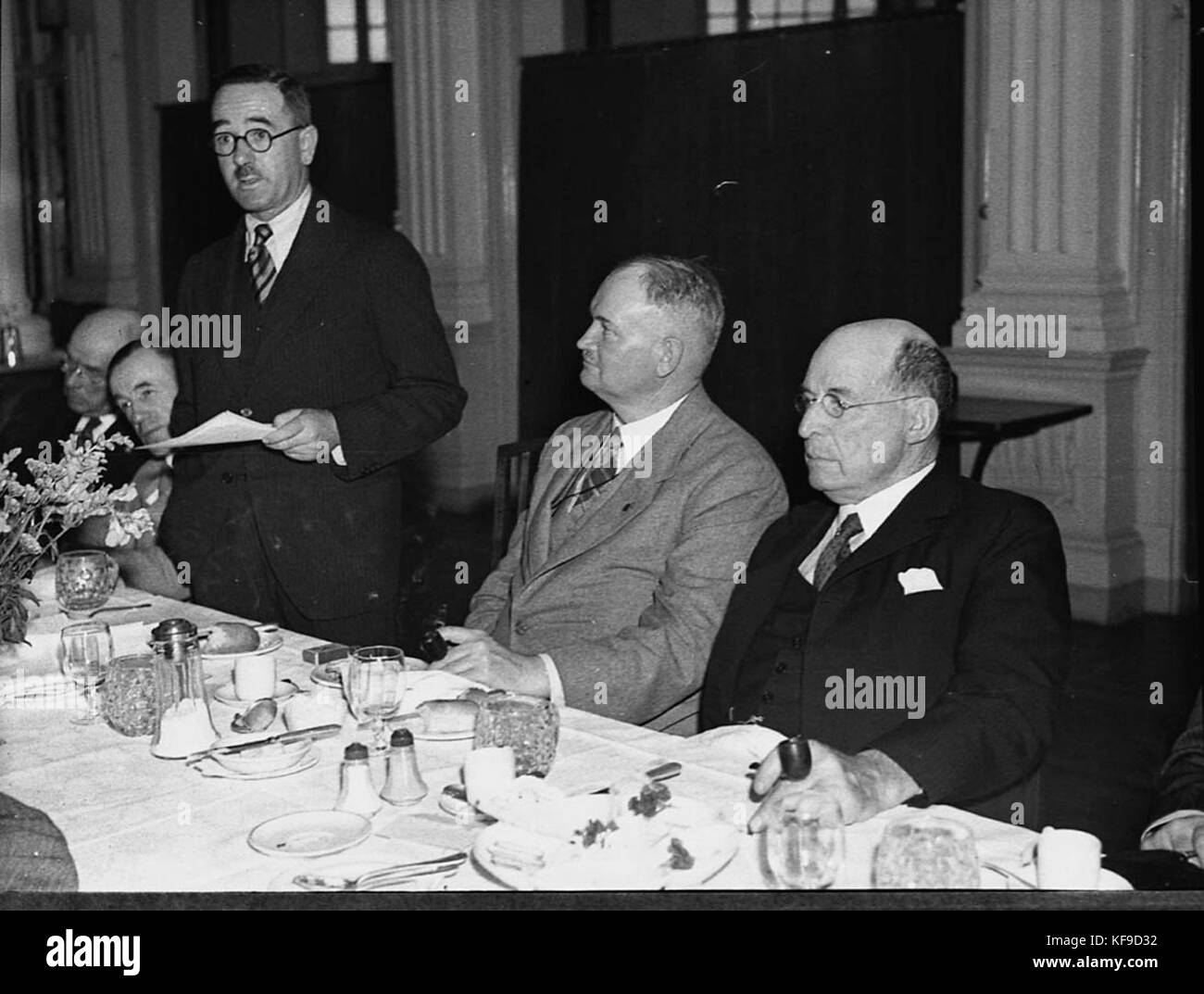 21160 M Militia United Service Institute dinner Colonel Morshead ...