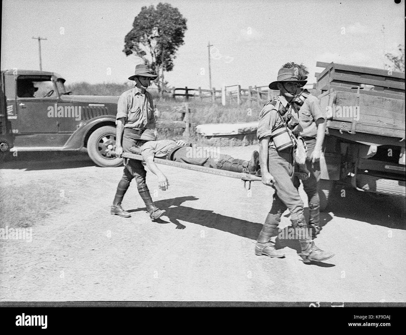 20944 1st Light Horse machine gun regiment in camp at Greenhills and ...