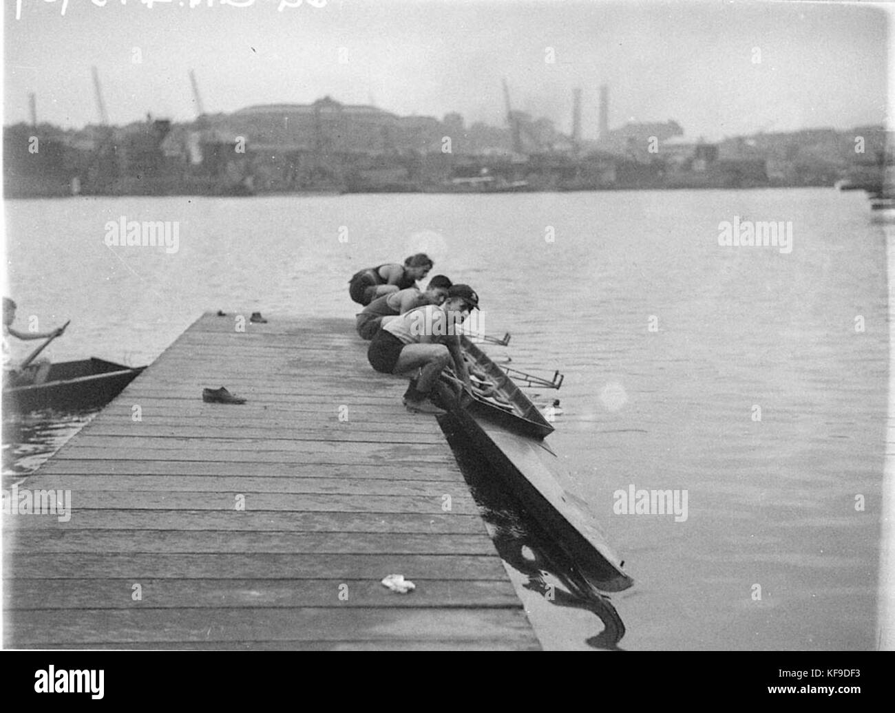 Watercraft crew Black and White Stock Photos & Images - Alamy