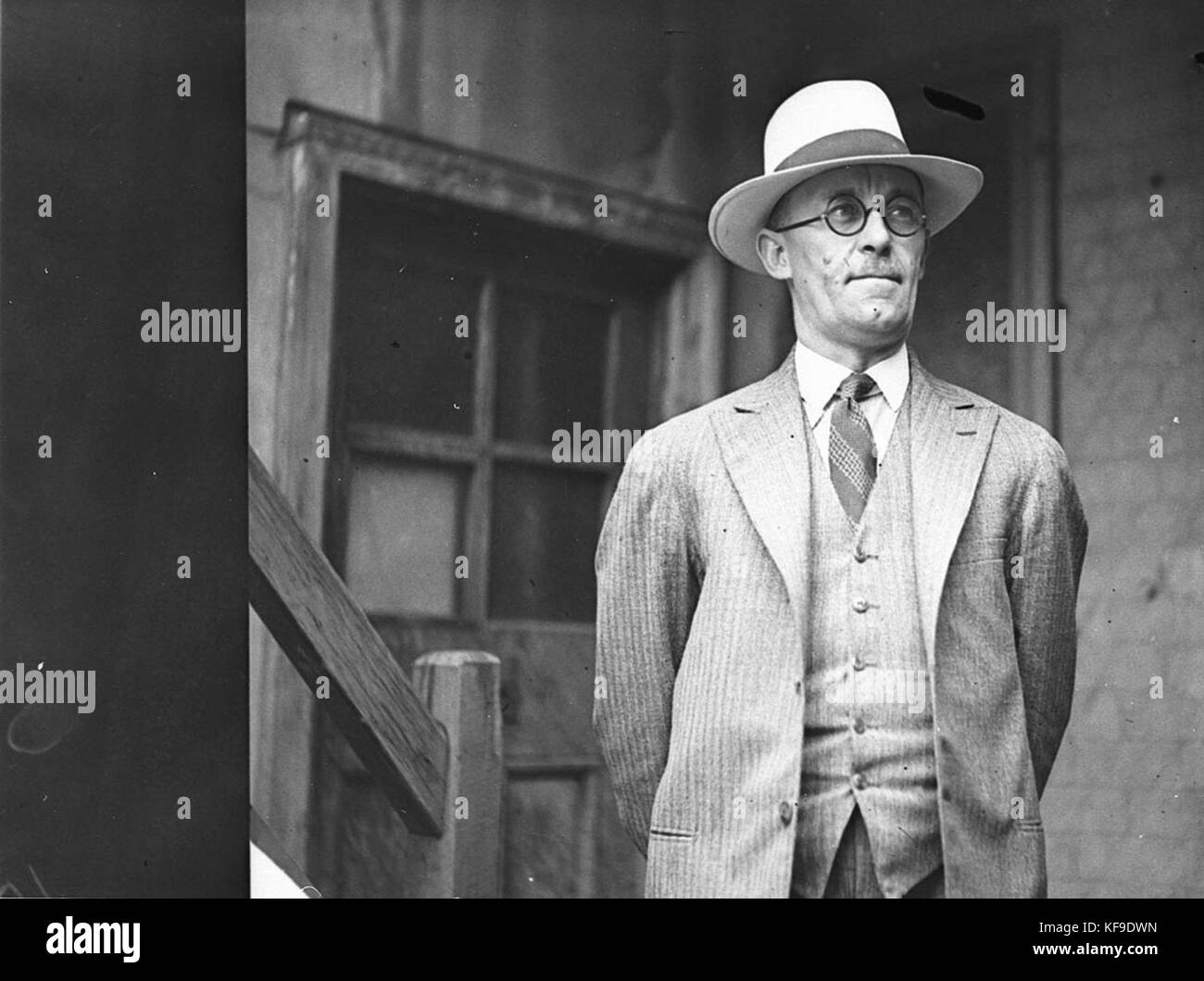 Man wearing vintage clothing Black and White Stock Photos & Images - Alamy