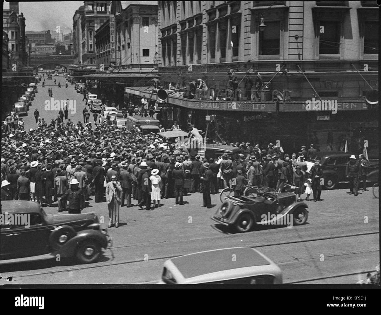 22245 Arrival of Opperman Stock Photo - Alamy
