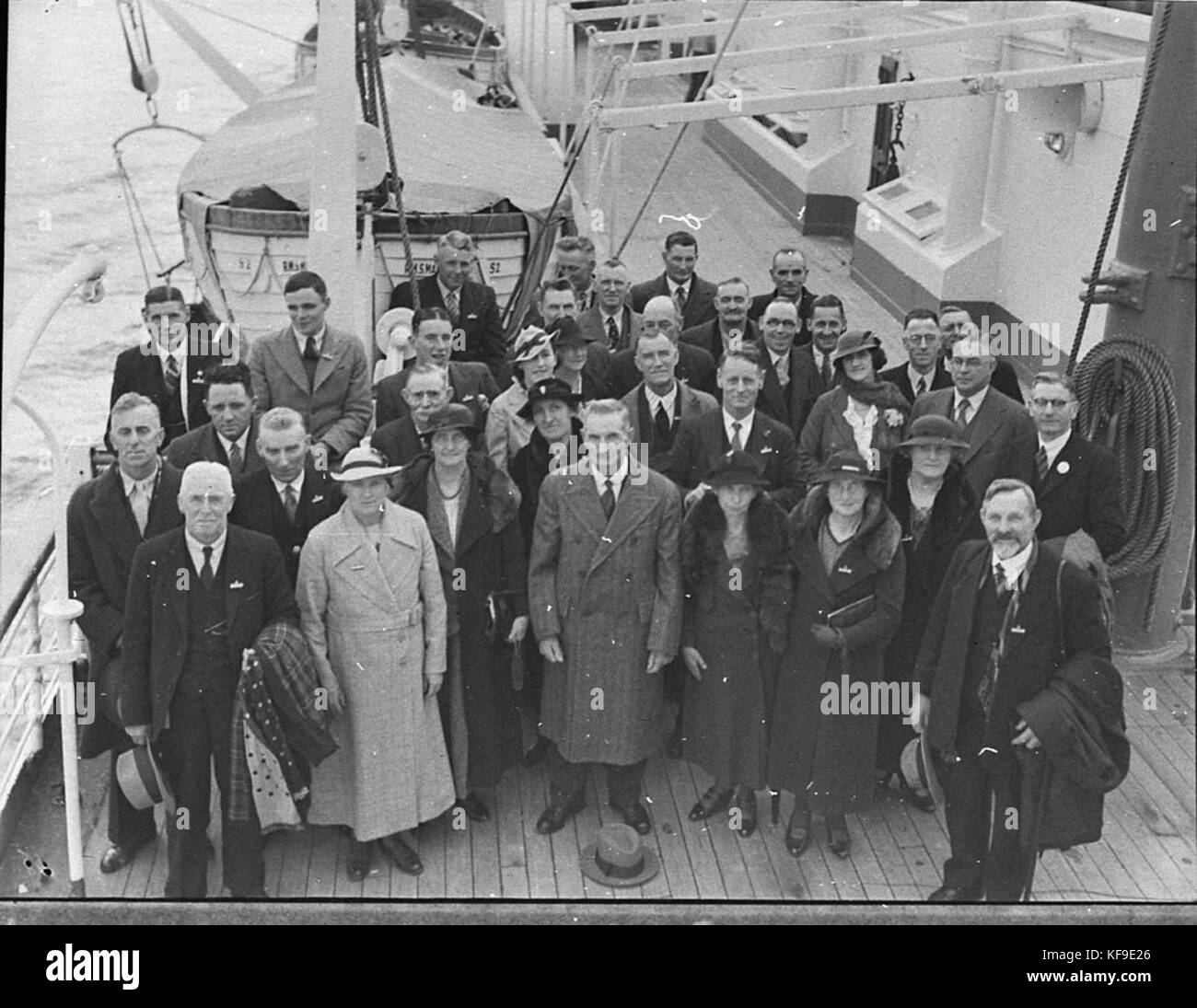 In 15232, tourists arrived aboard the Makura ship for the Adelaide ...