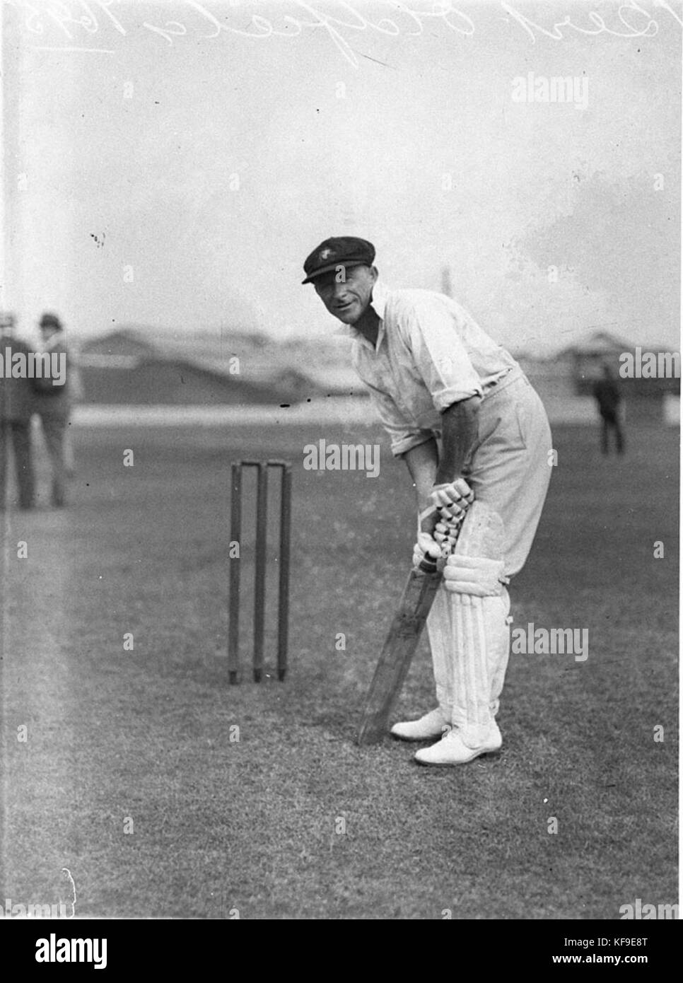 50669 Bert Oldfield at practice batting Stock Photo - Alamy