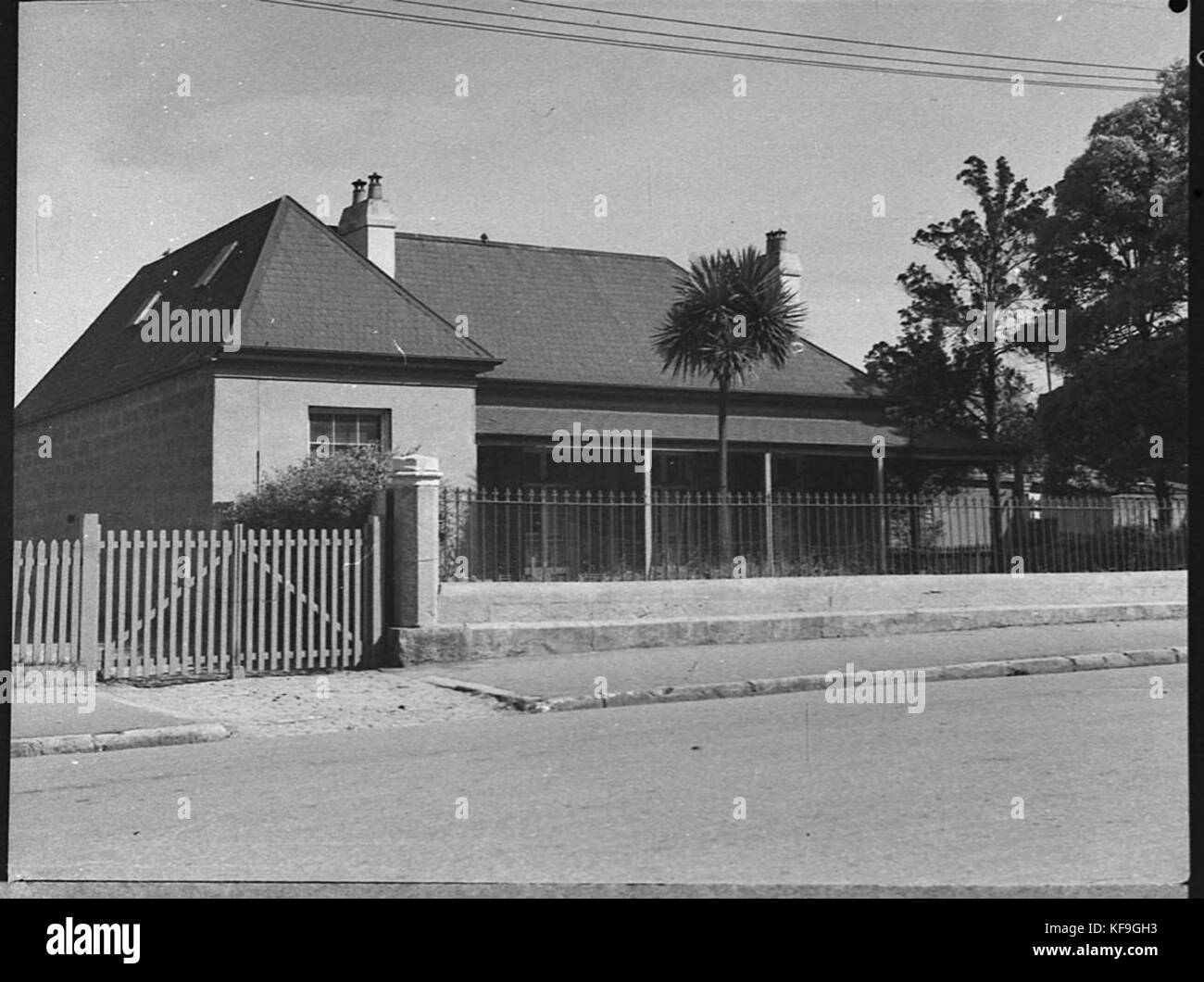 21422 House at Redfern Stock Photo - Alamy