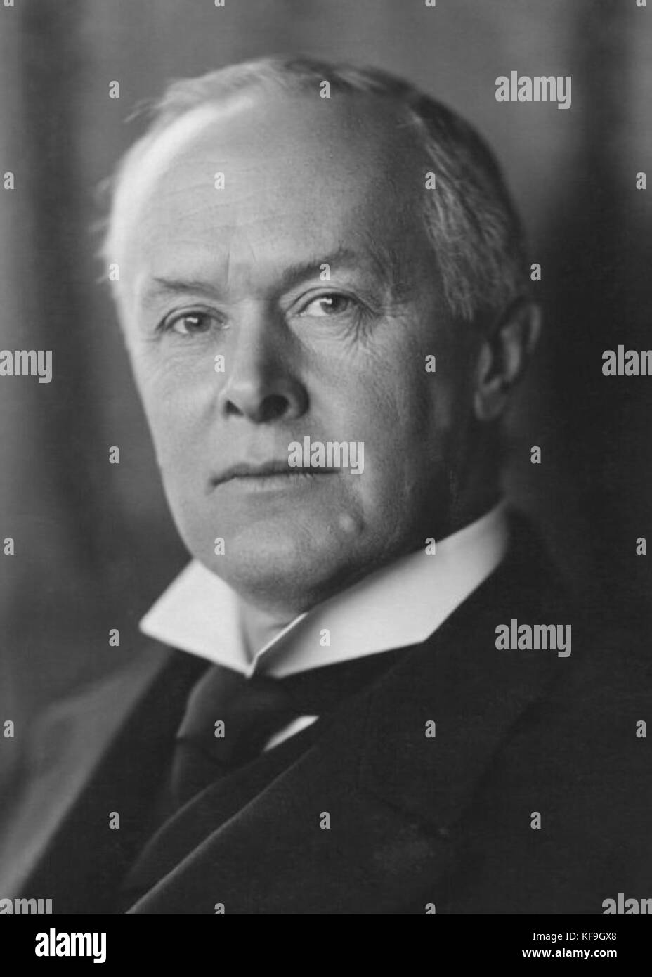 Ronald Munro Ferguson (Barnett 02 Stock Photo - Alamy