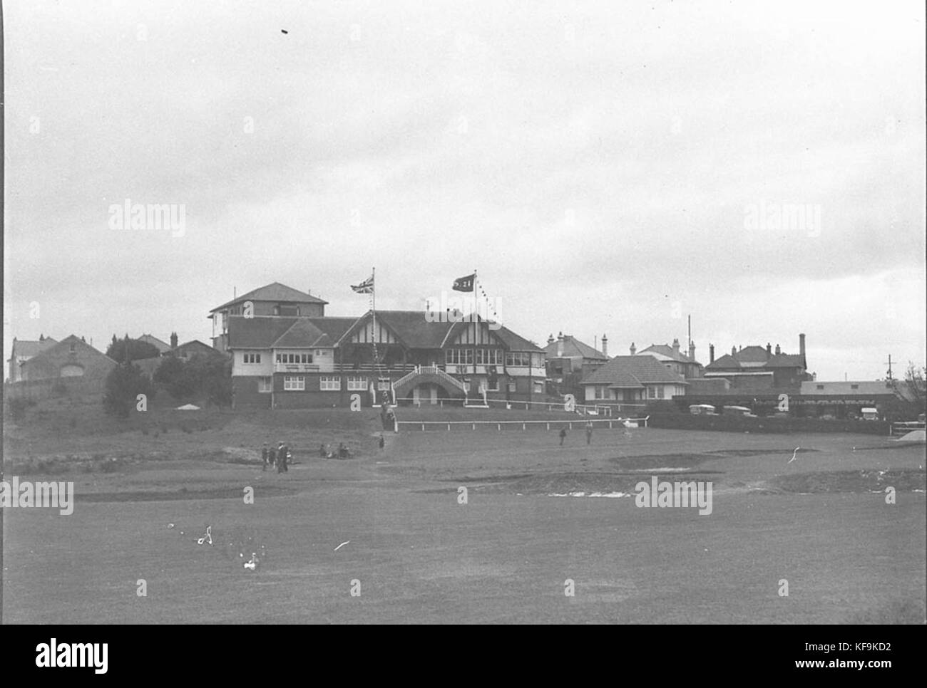8497 The old Kensington golf club house at Tunstall Avenue before it ...