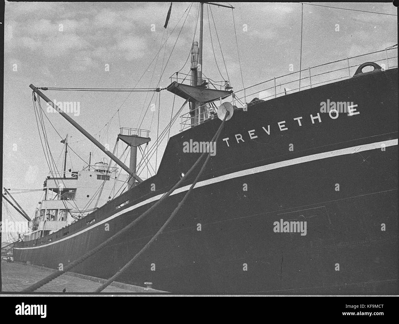 Loading cargo ship in Black and White Stock Photos & Images - Alamy