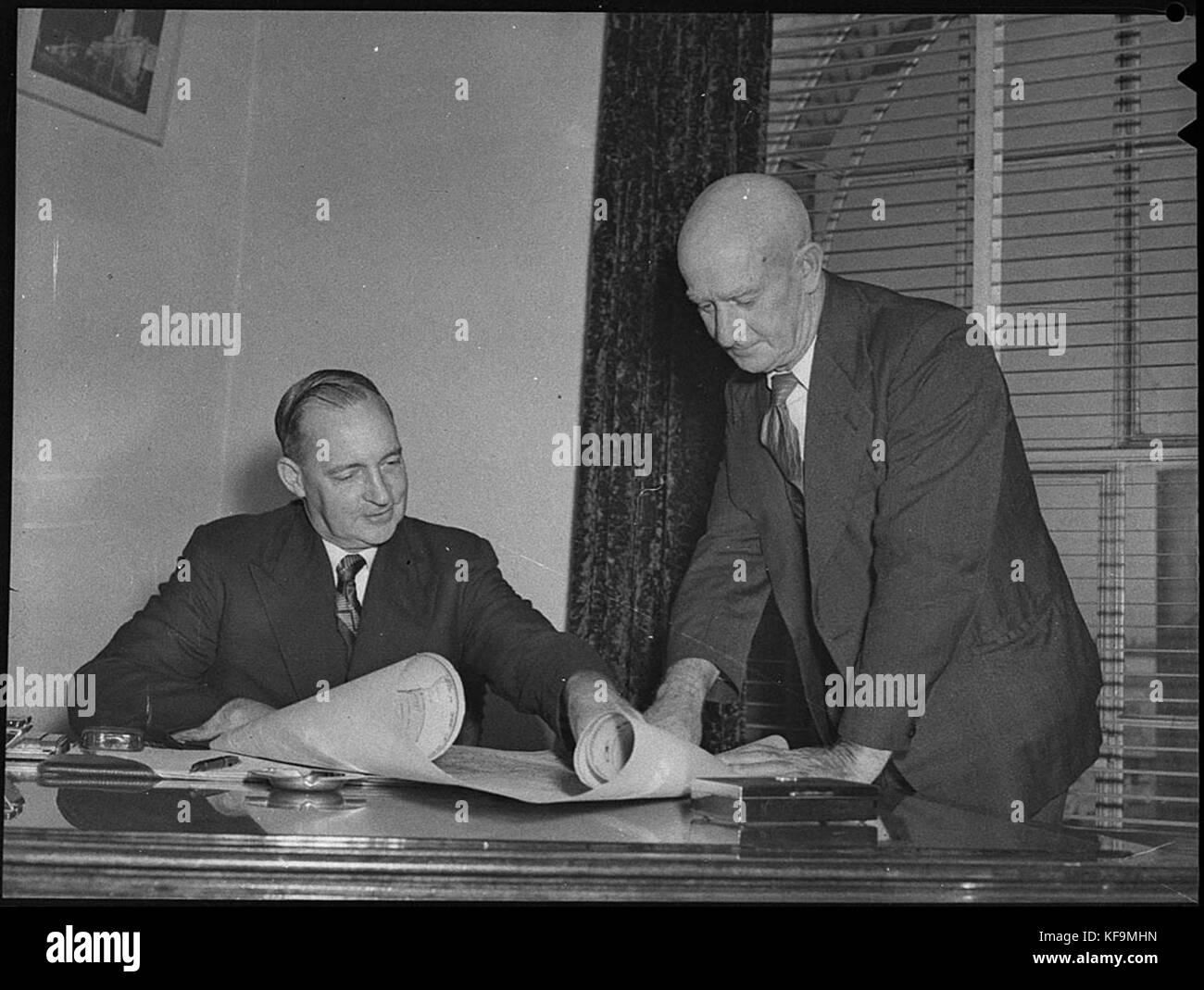 32807 Mr Wetherell Minister for Transport at City Hall Stock Photo - Alamy