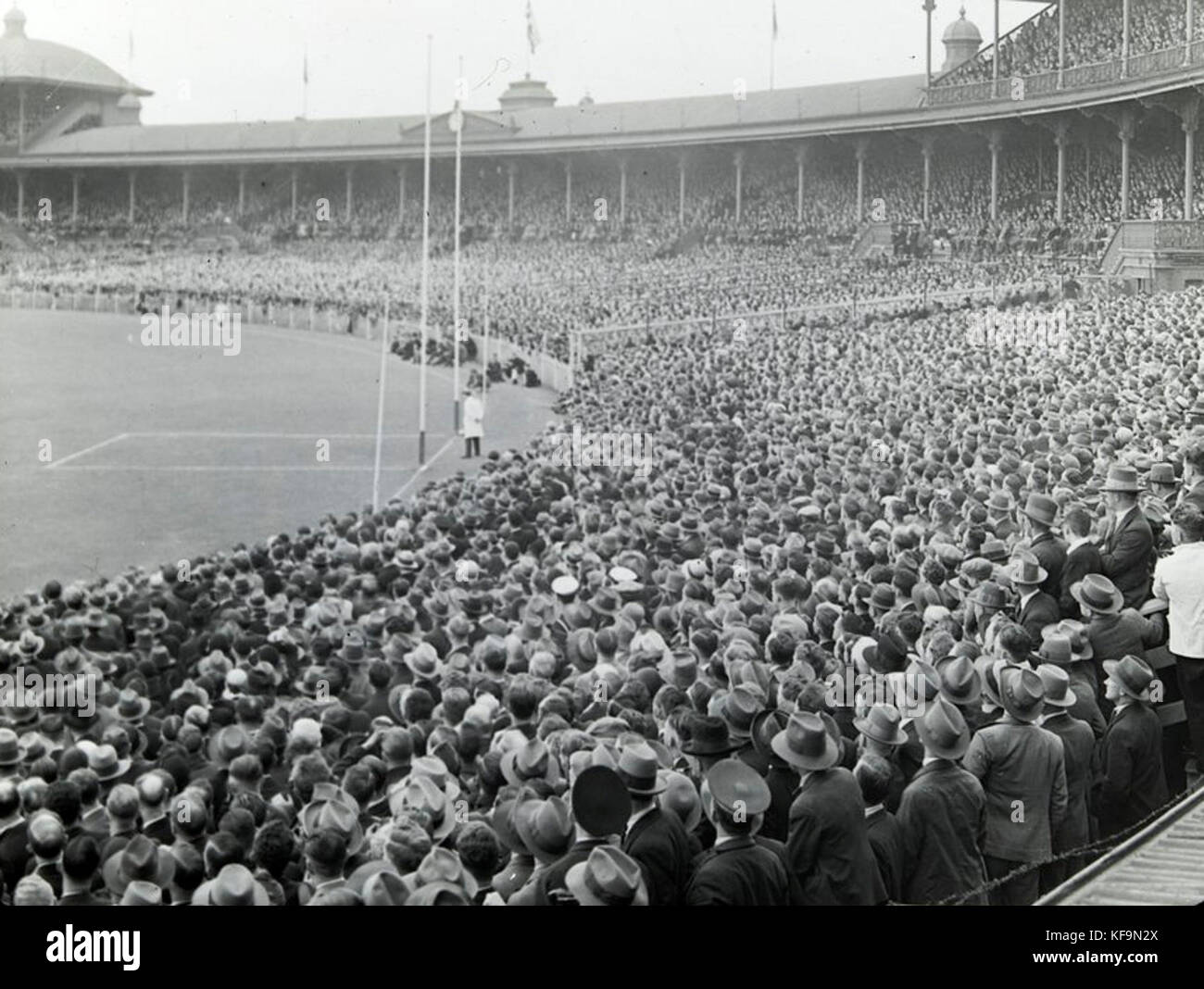 Football fanfare hi-res stock photography and images - Alamy