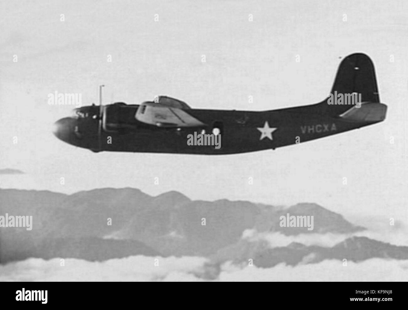 DC 5 (USAAF C 110) over New Guinea 1942 Stock Photo - Alamy