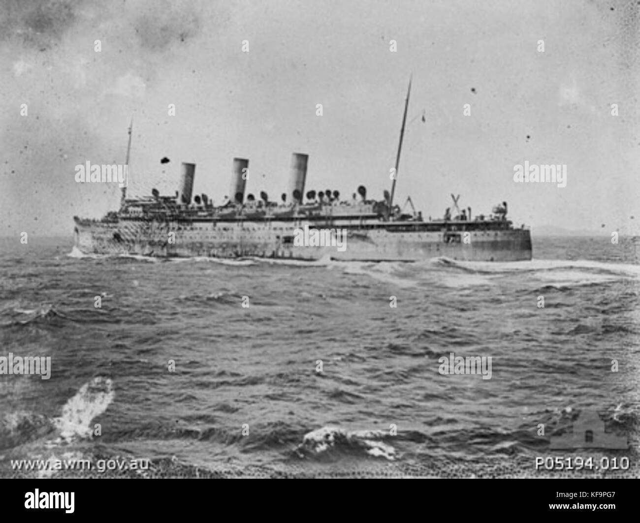 Ss empress Black and White Stock Photos & Images - Alamy