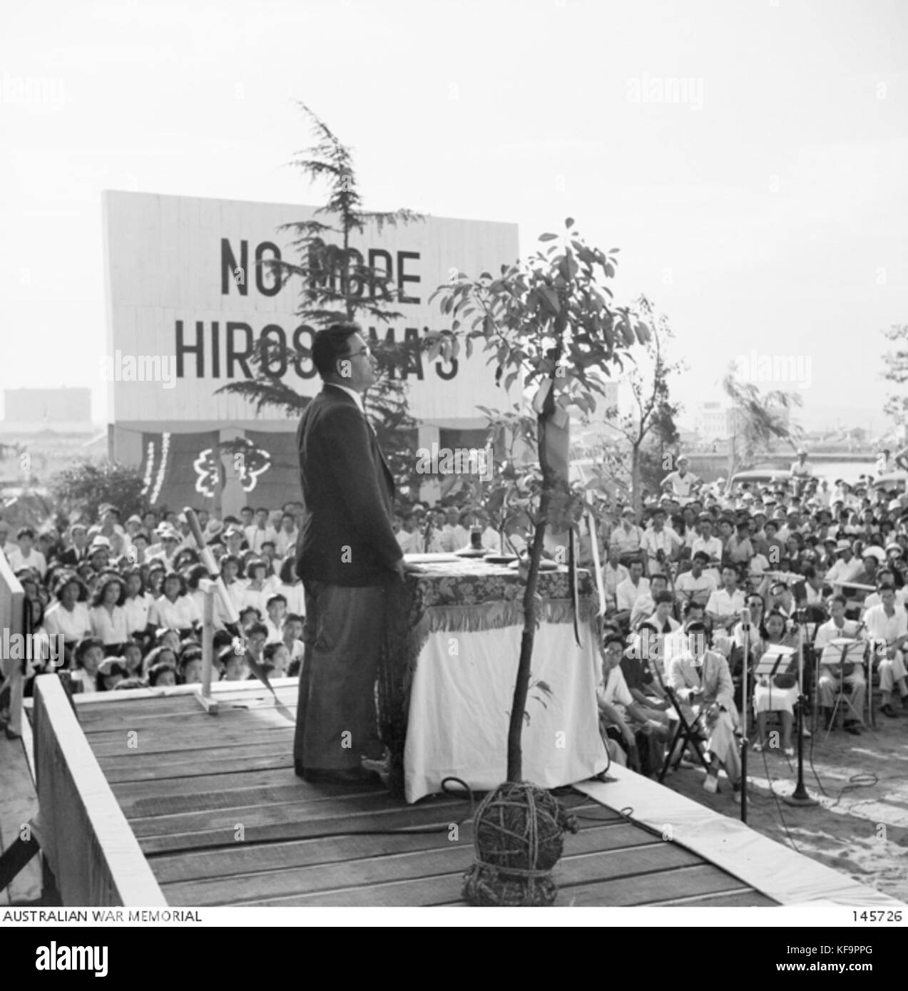 Occupation of japan 1945 hi-res stock photography and images - Alamy