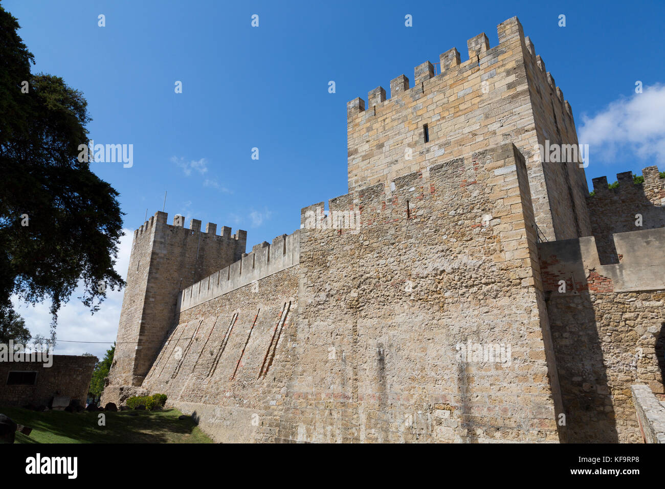 Medieval castle, Castelo Sao Jorge, in Lisbon, Portugal Stock Photo - Alamy