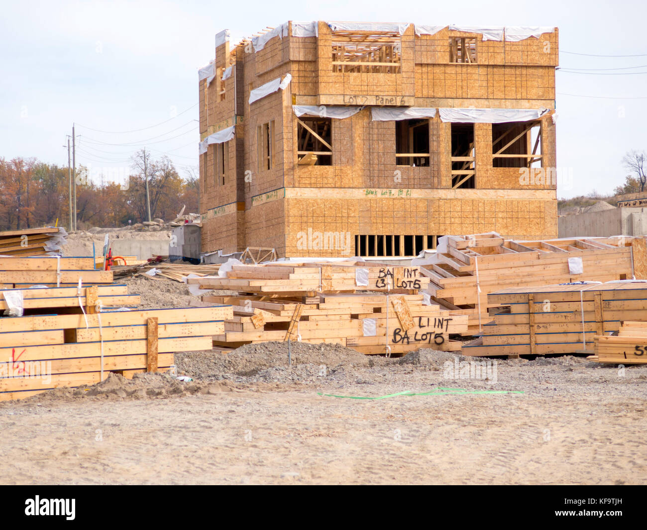 New homes being built canada hi-res stock photography and images - Alamy