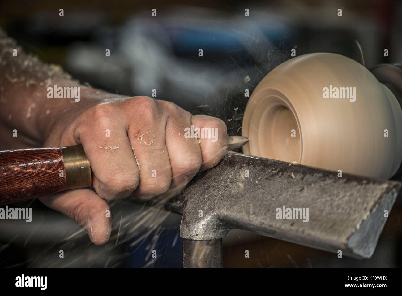 man making wooden bowl Stock Photo - Alamy