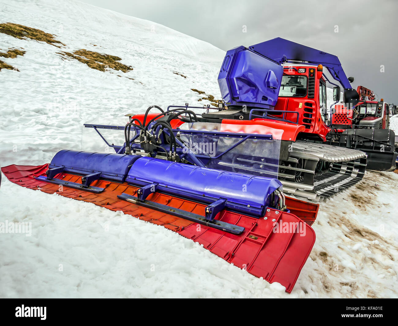 Preparation of the ski track hi-res stock photography and images - Alamy
