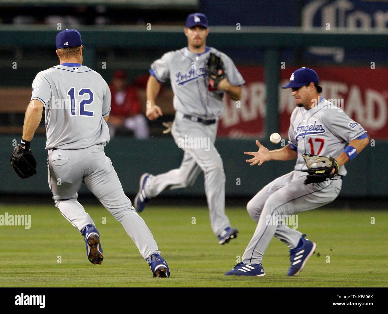 Los Angeles Dodgers' fielders Jeff Kent, left, Jayson Werth, center ...