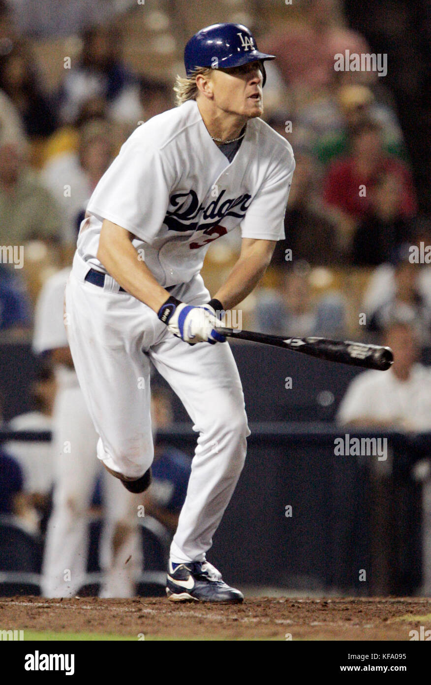 Los Angeles Dodgers pitcher Jeff Weaver watches his two-RBI single off ...
