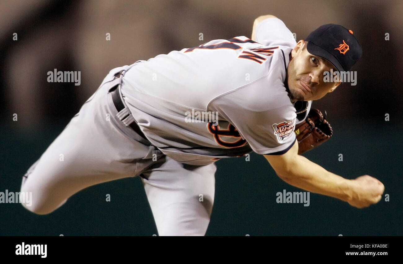 Detroit Tigers pitcher Jason Johnson throws against the Los Angeles ...
