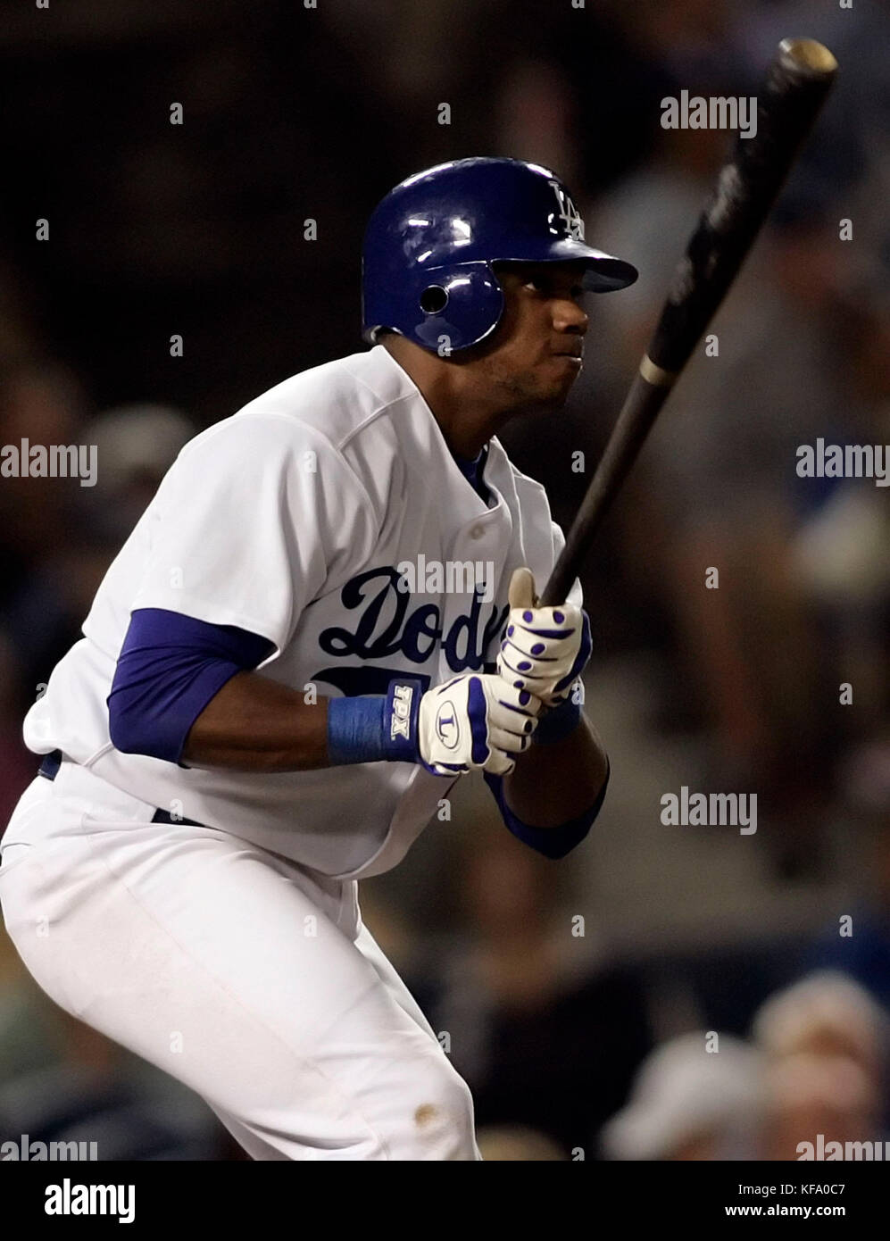 Los Angeles Dodgers' Willy Aybar watches his RBI single off Pittsburgh ...