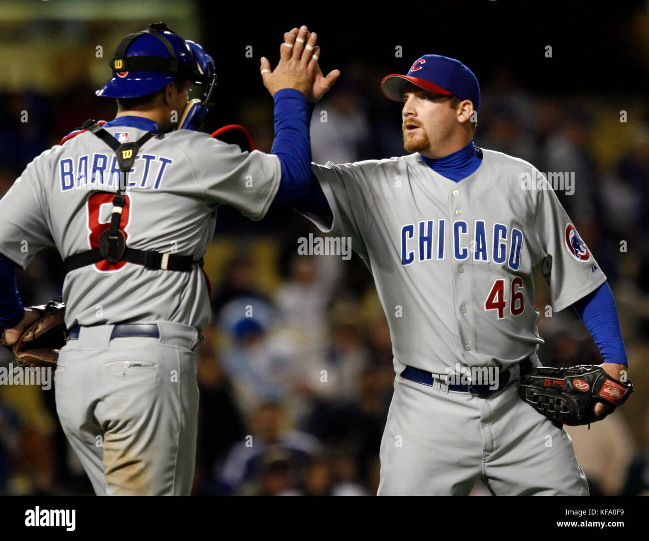 Chicago cubs catcher michael barrett hi-res stock photography and ...