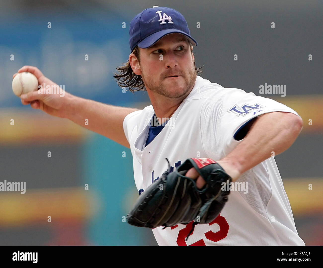 Los Angeles Dodgers' Derek Lowe pitches against the Los Angeles Angels ...