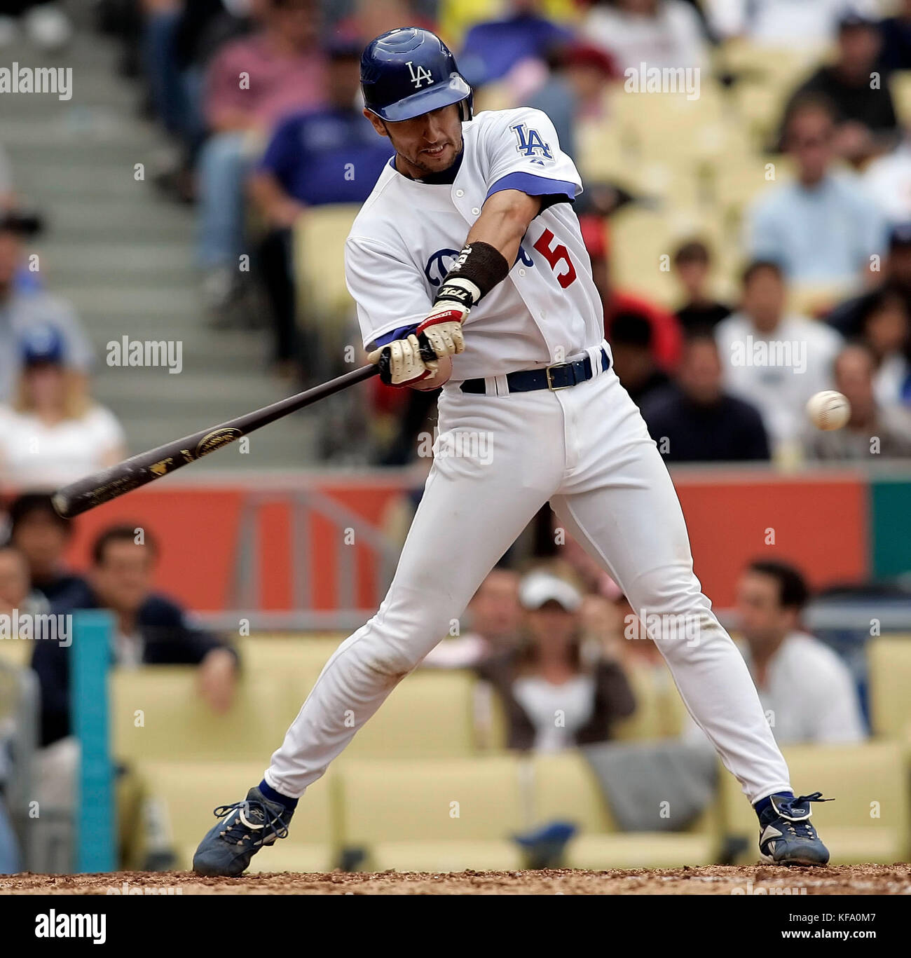Los Angeles Dodgers' Nomar Garciaparra hits a two-run double off Los ...