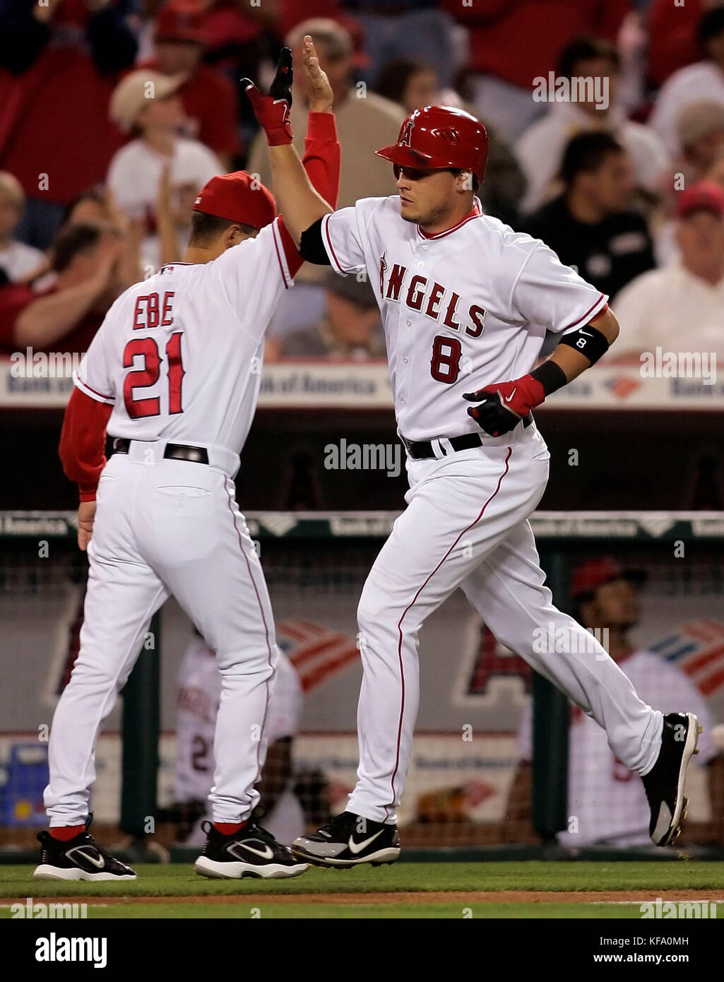 Angels stadium grass hi-res stock photography and images - Alamy