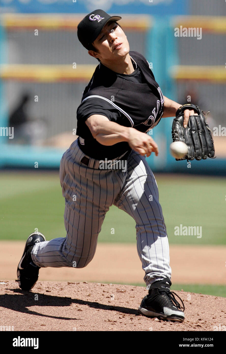 Colorado Rockies' Byung-Hyun Kim, of South Korea, pitches against the ...