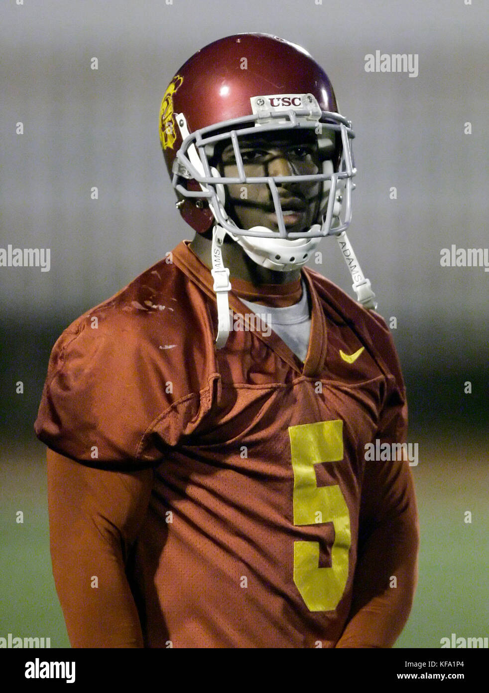 Southern California tailback Reggie Bush watches his team practice in ...