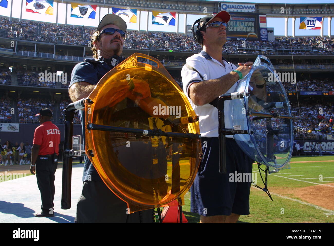 Media microphones football hi-res stock photography and images - Alamy