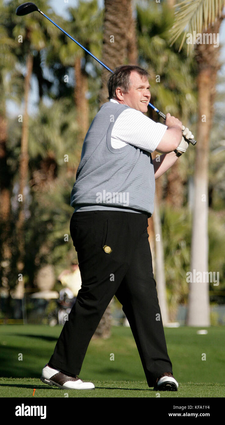 Singer Meat Loaf during a round of golf at the Bob Hope Chrysler ...