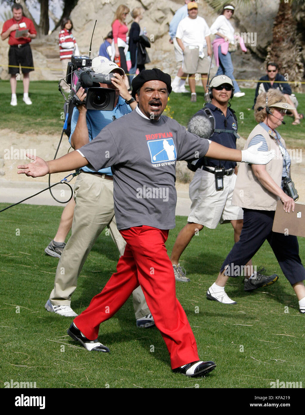 George lopez reacts hi-res stock photography and images - Alamy