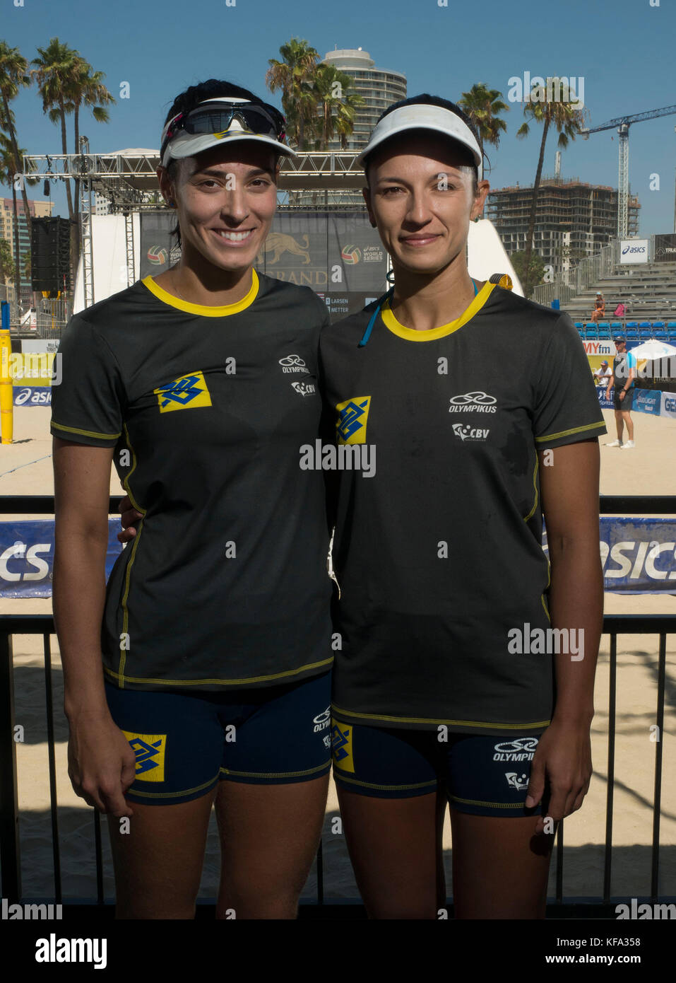 Brazilian beach volleyball players Agatha Bednarczukt, left, and ...