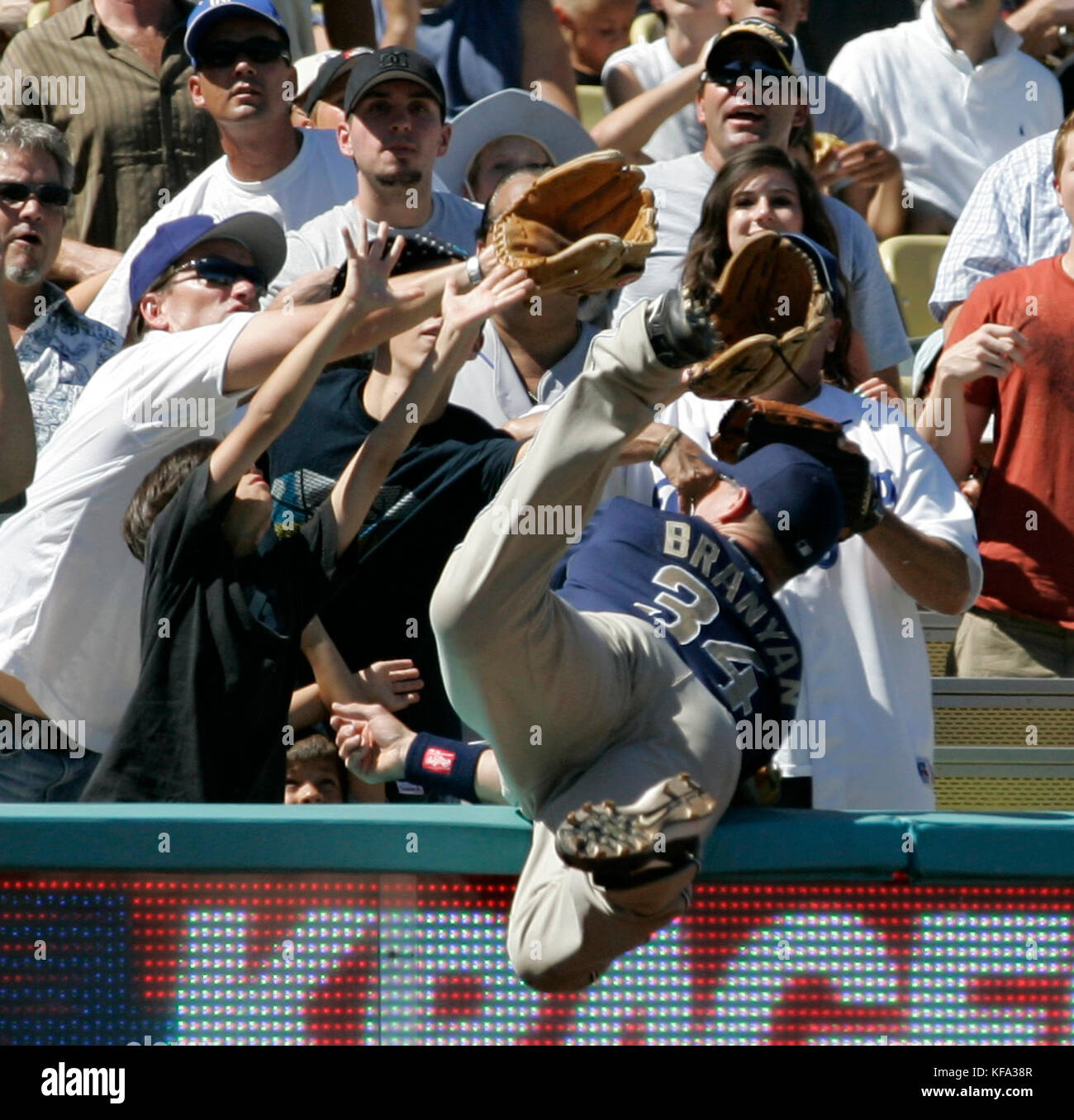 First Base Coach San Diego Padres at Rory Barbour blog