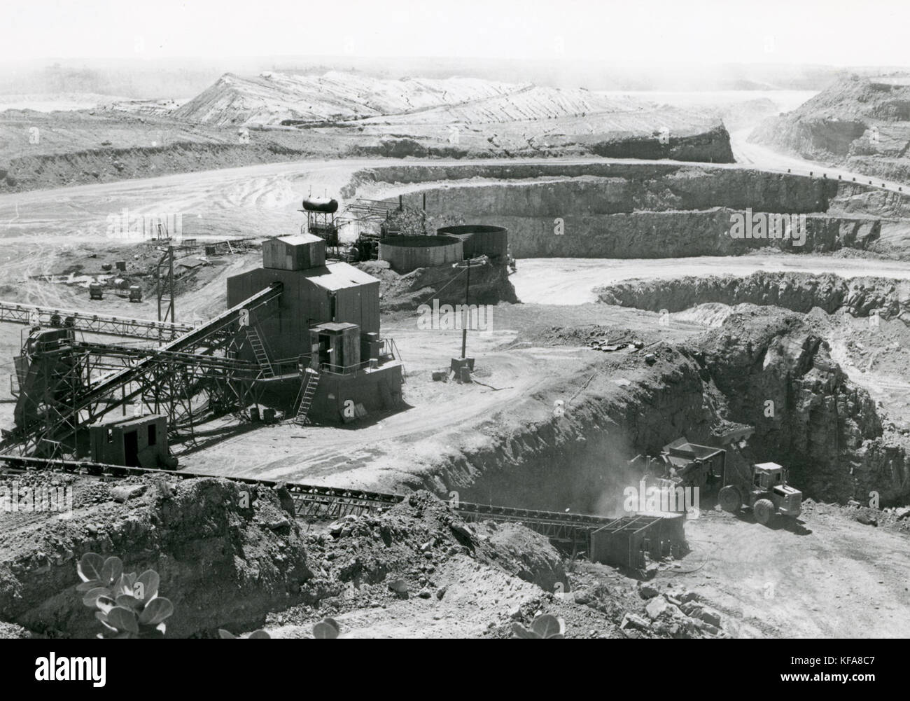 Tennant creek gold mine hi-res stock photography and images - Alamy