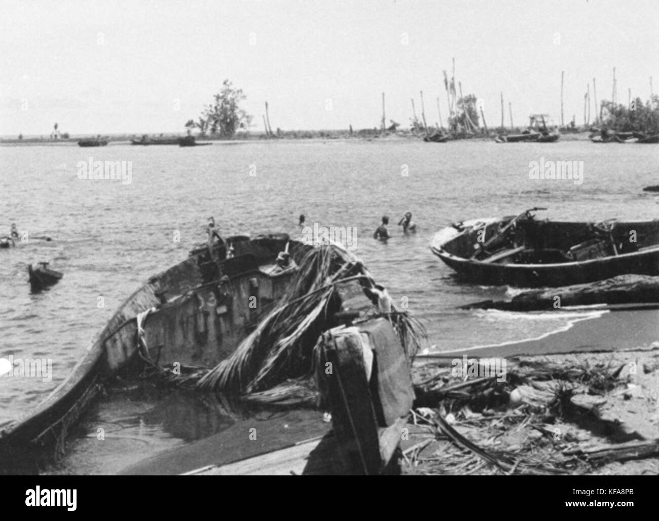 Goods barges Black and White Stock Photos & Images - Alamy